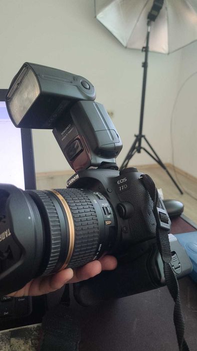 Canon D77 + Obiectiv Tamron 17-50mm 2.8f Bucuresti Sectorul 3 • OLX.ro