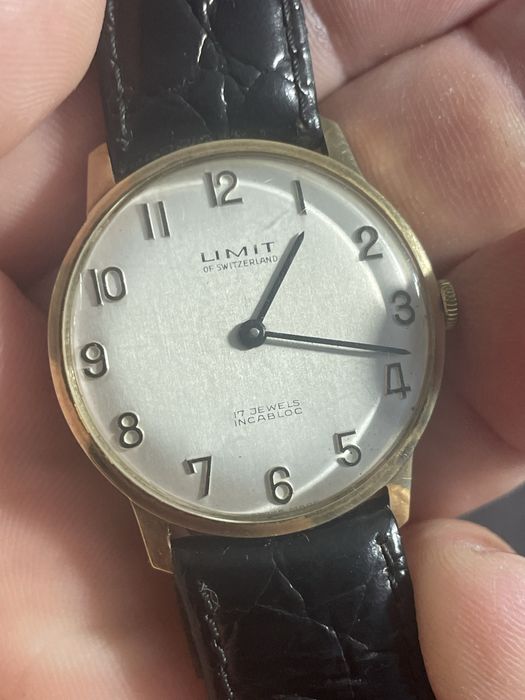 Ceas mecanic Limit de aur extra slim superb Timisoara • OLX.ro