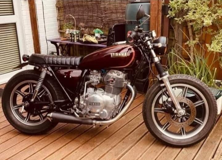 Yamaha xs 400, înmatriculat Sag • OLX.ro