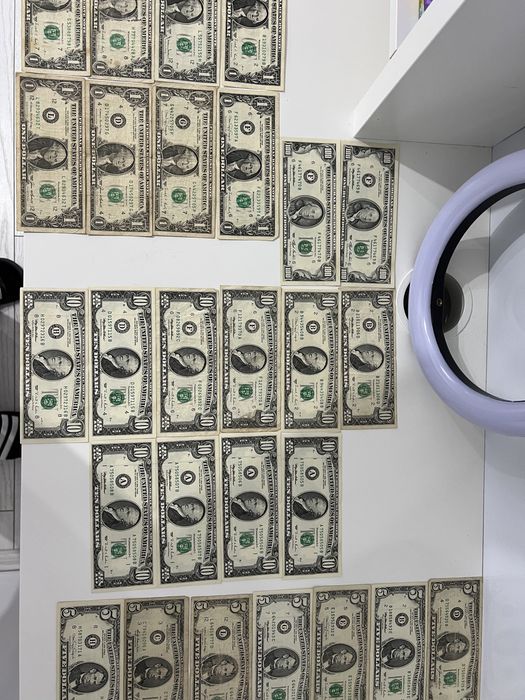 Dolari vechi stare buna Bucuresti Sectorul 2 • OLX.ro