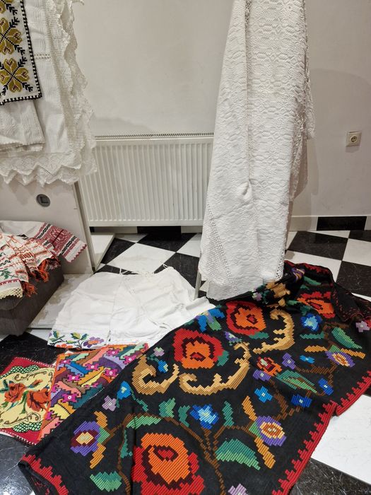 Diverse obiecte tradiționale Faget • OLX.ro