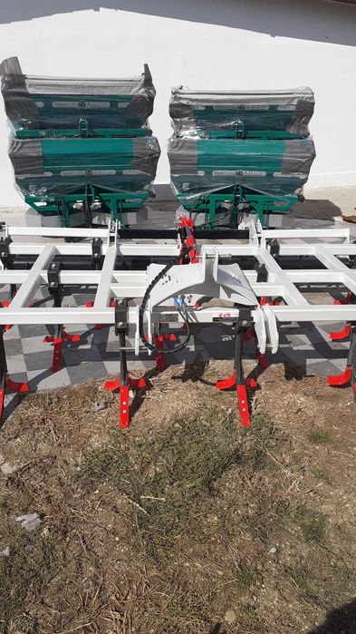 Scarificator agricol EFE Botoroaga • OLX.ro