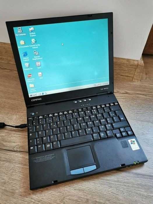 Laptop deal pt copii Compaq N410c, Pentium 3, Windows 98 Drobeta-Turnu ...