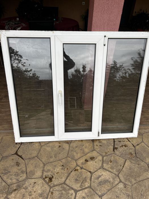 Vand geamuri termopan cu 2 sau 3 ferestre Targu Jiu • OLX.ro