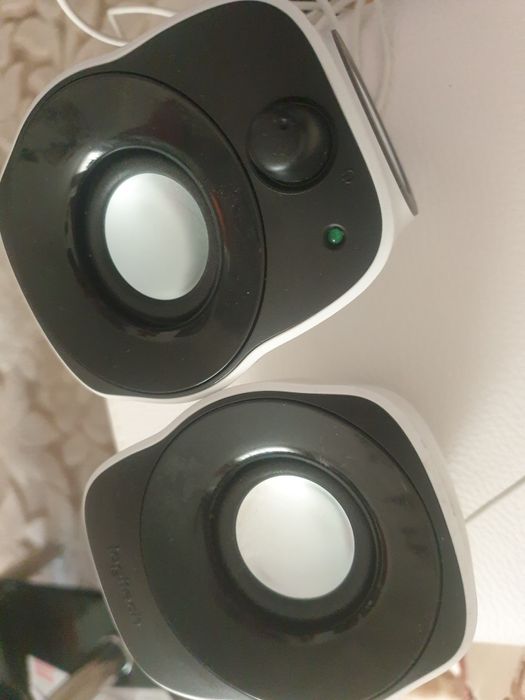 Speakers Logitech Z120, alimentare USB, jack 3,5 Roman • OLX.ro