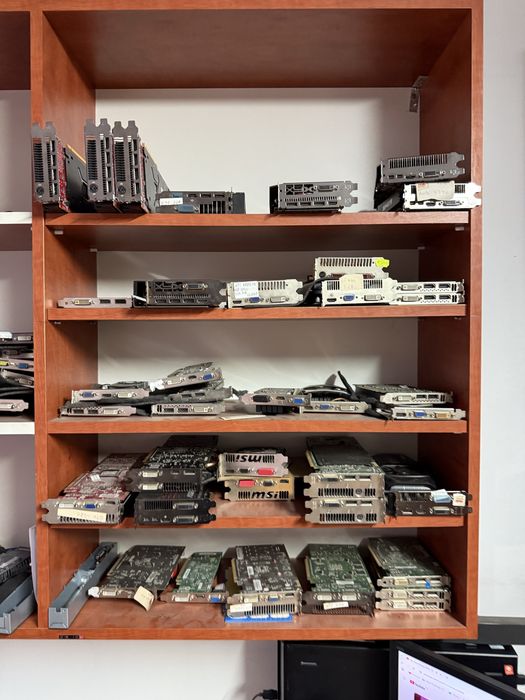 Placa video lichidare stoc loturi Bucuresti Sectorul 4 • OLX.ro