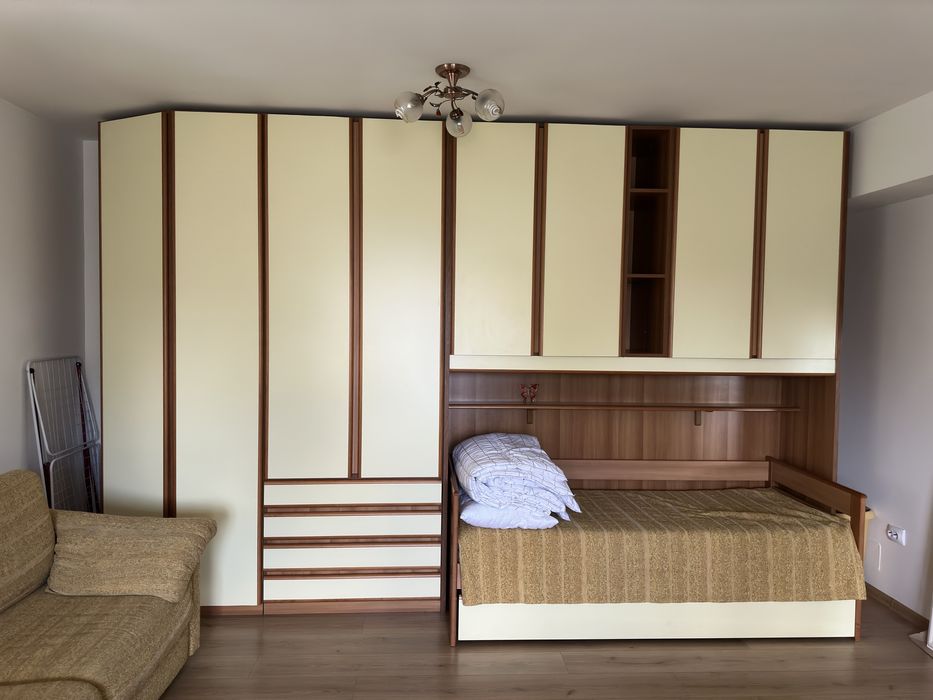 Mobila camera copii si living Valcele • OLX.ro