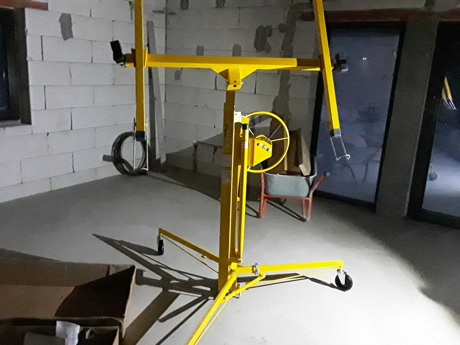 Macara ridicat Rigips Targu-Mures • OLX.ro