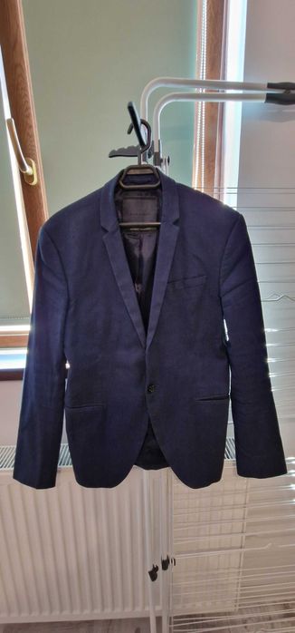 Sacouri Zara marimile 46,48,50, diferite culori Iasi • OLX.ro