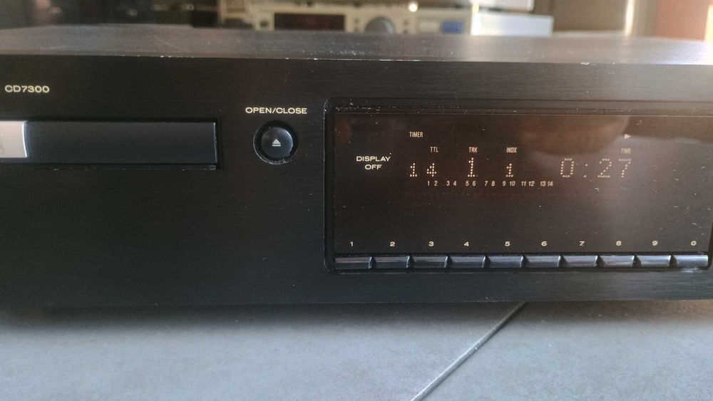 MARANTZ CD-7300 Cd player Timisoara • OLX.ro