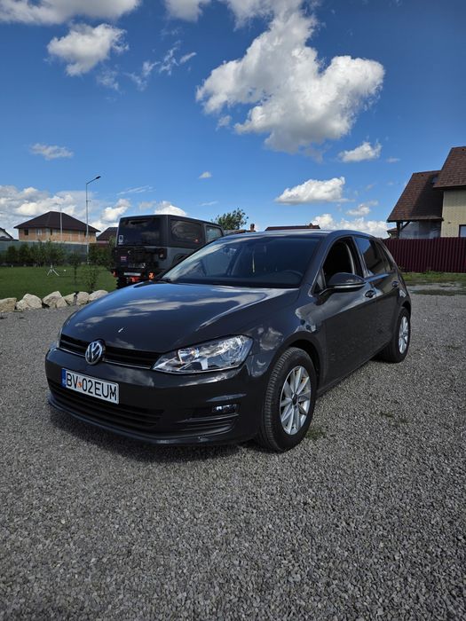 Golf 7 1.6 tdi 105.000km Brasov • OLX.ro