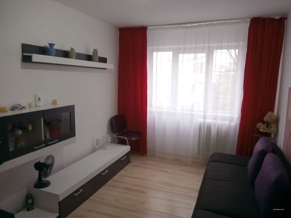 Vâzare ap. 2 camere Galați, Micro 21, persoană fizică, nu agenție ...