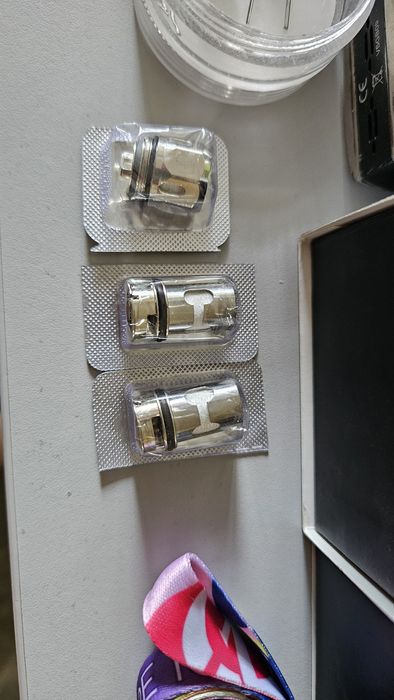 Lot vape / țigări electronice – Voopoo, Vaporesso, accesorii Bucuresti ...