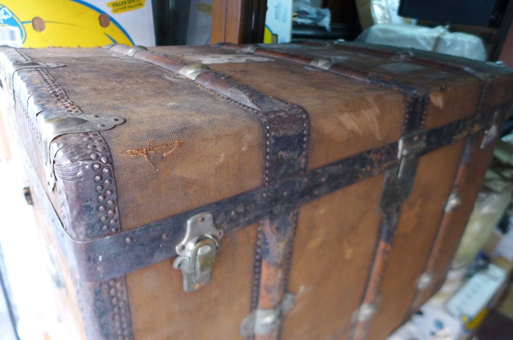 Cufar vechi de Calatorie Lemn Metal Carton Secol XIX-XX Vintage ...