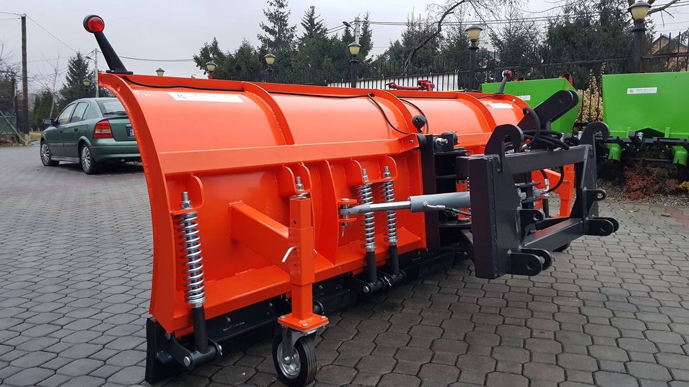 Lamă zăpadă dreaptă Lama De Zapada Plug de Zapada RODA Botosani • OLX.ro