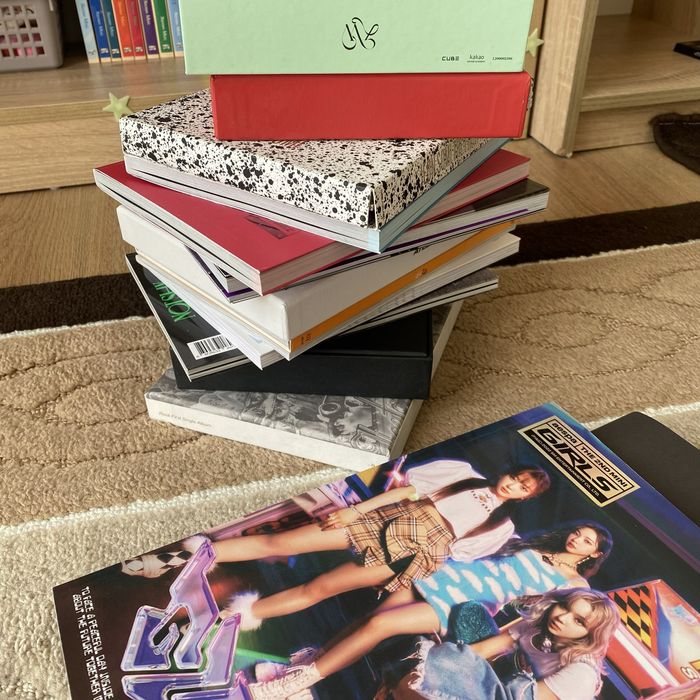 Kpop албуми [aespa,ateez,blackpink,itzy.somi,gidle) с. Поленица • OLX.bg