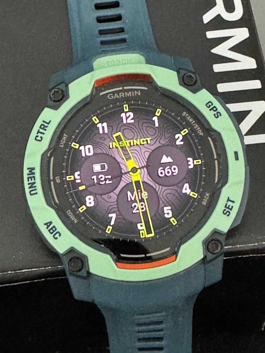 Ceas Garmin Instinct 3 Amoled Neotropic Twilight 50mm Brasov • OLX.ro