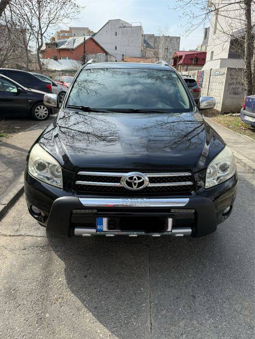 Toyota rav 4 motor 2.2 4x4 anul 2008 Bucuresti Sectorul 6 • OLX.ro