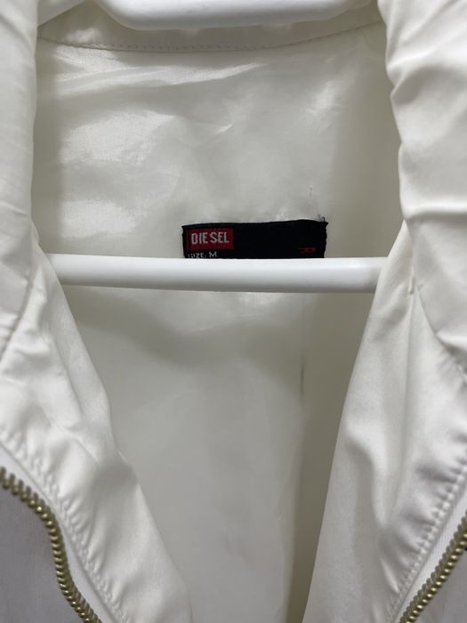 Geaca de primavara,Diesel pt bărbați Petrila • OLX.ro