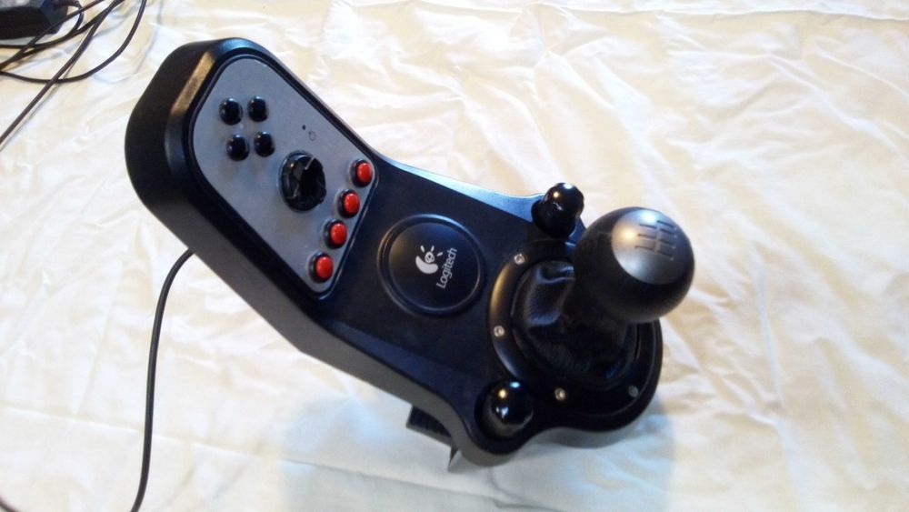 Волан Logitech G27 Racing Wheel, Педали, Вибрации, USB гр. Сливен ...