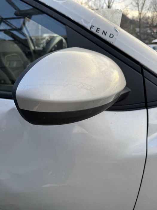 Oglinda dreapta cu rabatre manuala si reglaj electric dacia jogger 1.0 ...