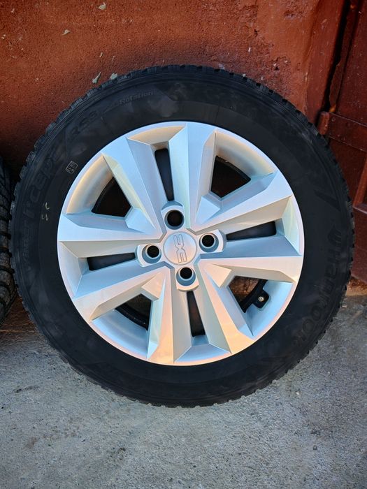 Roti originale, iarna, Logan 3,sandero, stepway, dacia, Banesti • OLX.ro