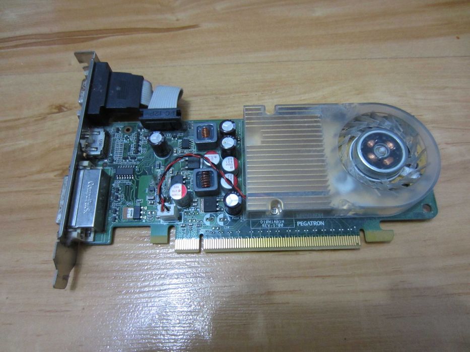 Placa video Nvidia GeForce GT 210 512MB DDR2 pe 64 de biți-ieftina Botosani • OLX.ro