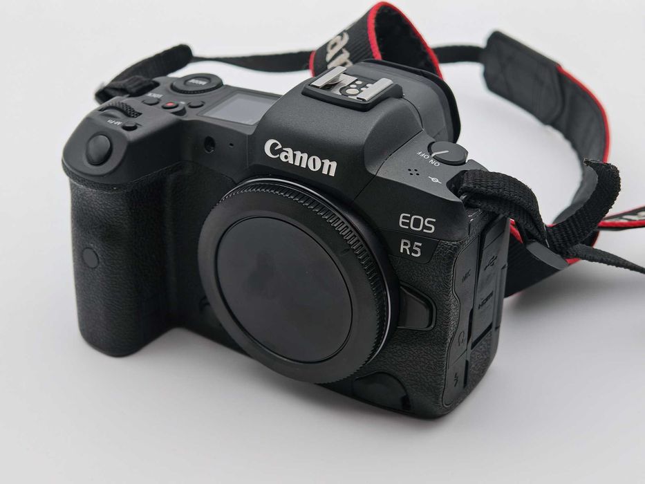 Canon EOS R5 body 75mii cadre Craiova • OLX.ro