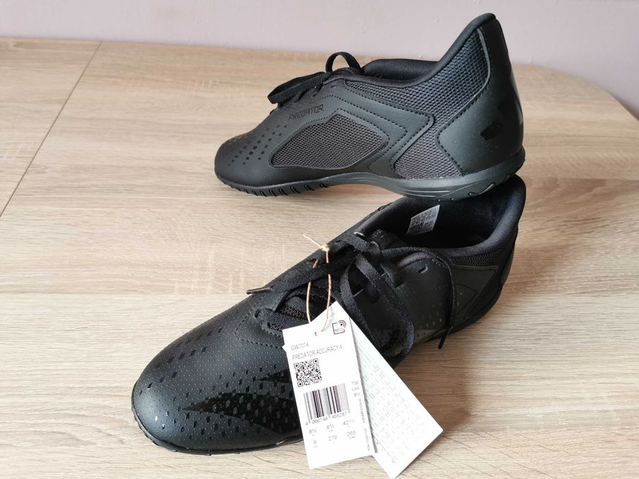 Adidas Обувки за футбол (за зала) Predator Accuracy.4 Indoor Черен гр ...