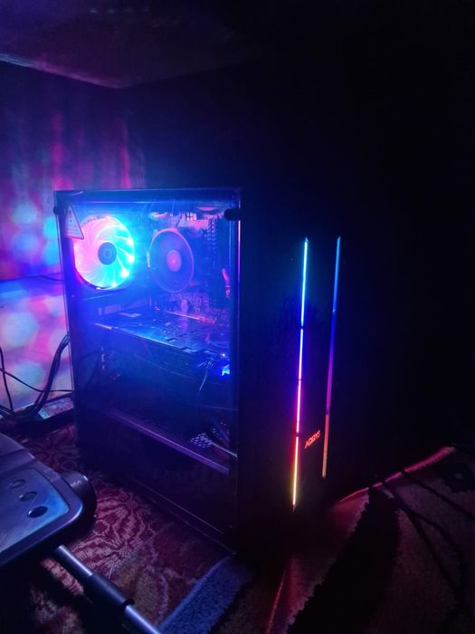 Vand/schimb setup gaming Carpinis • OLX.ro