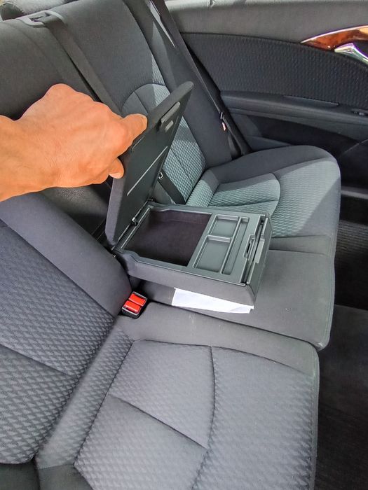 Mercedes Benz E200,w211 Elegance Dubova • OLX.ro