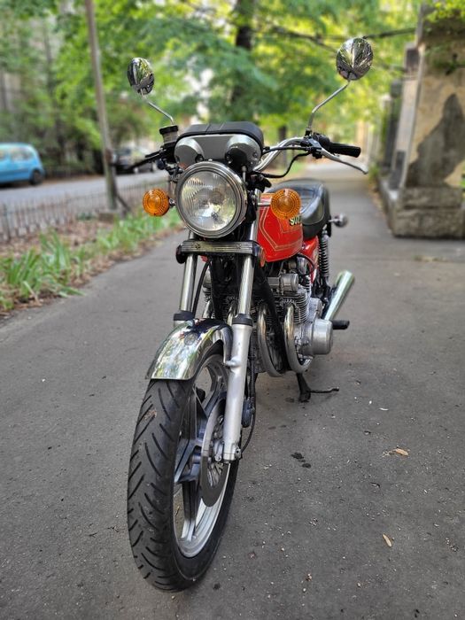 Suzuki GS 550 1979 Bucuresti Sectorul 6 • OLX.ro
