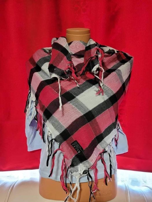 Lot 12 esarfe noi Botosani • OLX.ro