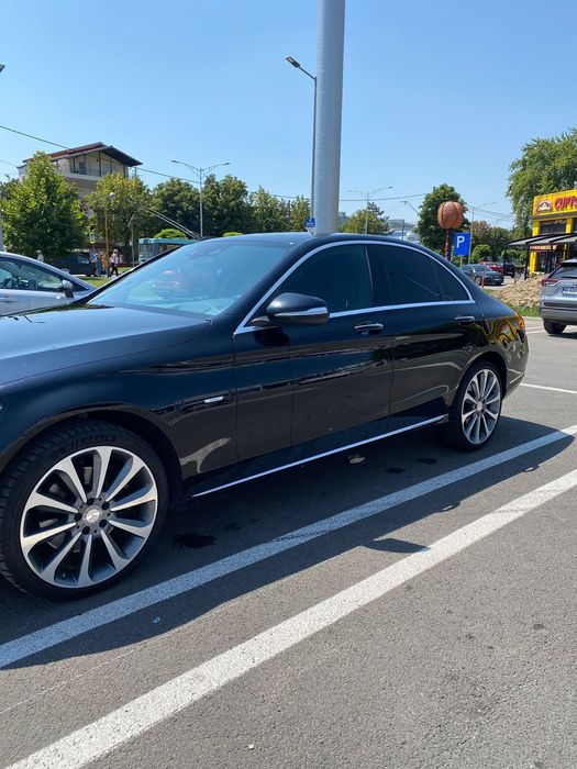 Mercedes-Benz C250 4Matic Edition 1 Bucuresti Sectorul 6 • OLX.ro