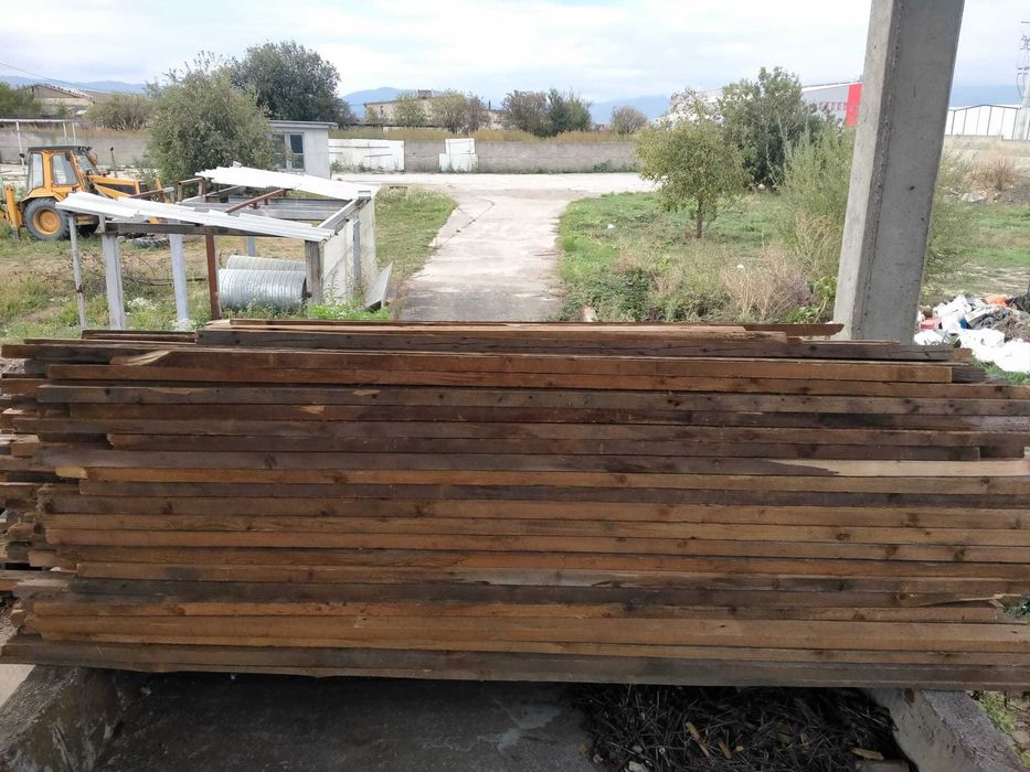 Capriori si grinzi de brad si placi de azbociment pt acoperis Brasov ...