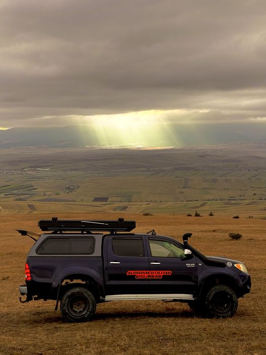 Toyota Hilux 3.0 motor automata Balan • OLX.ro