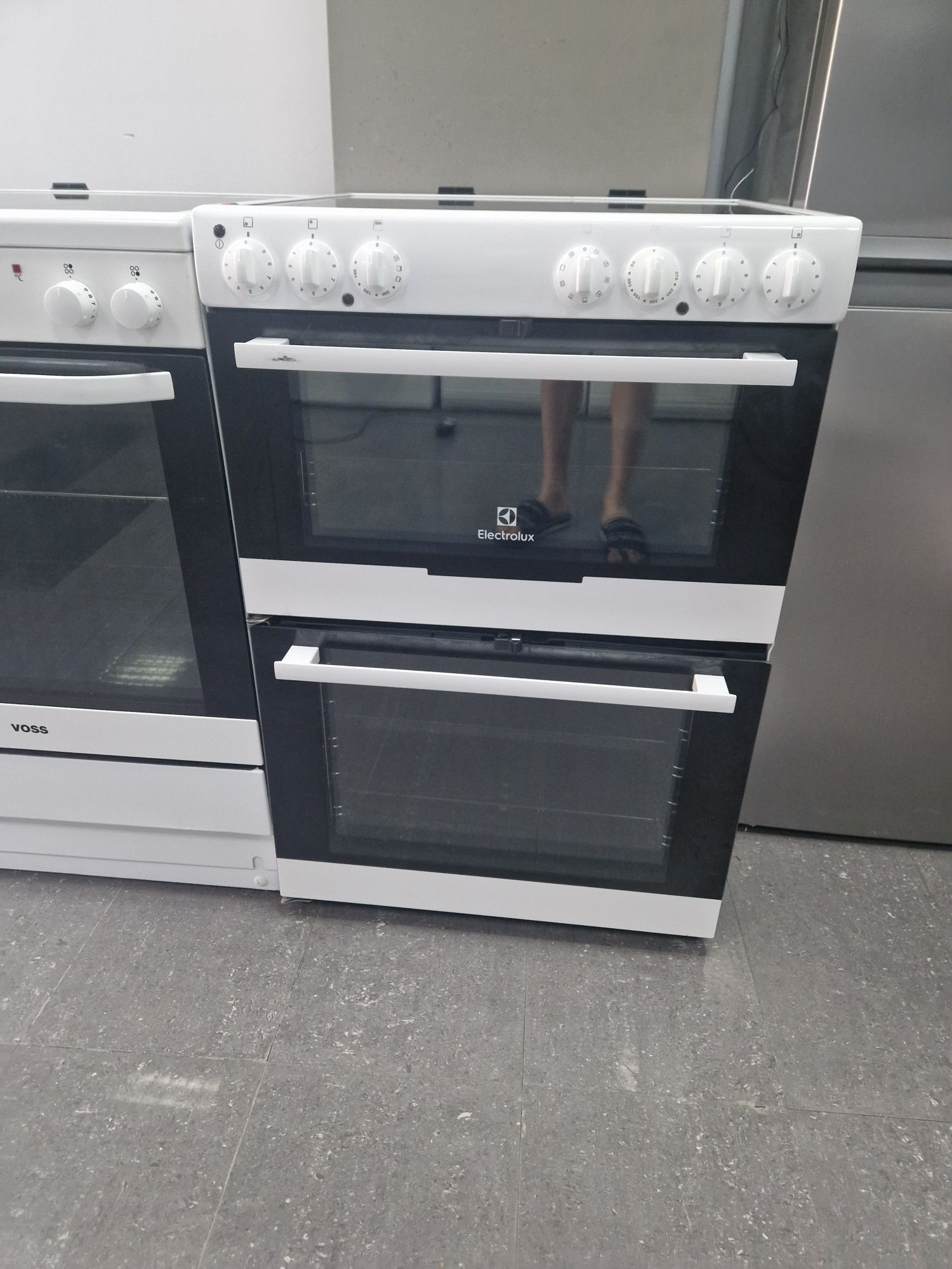 Печка с Керамични котлони Electrolu 400v гр Казанлък • Olx Bg