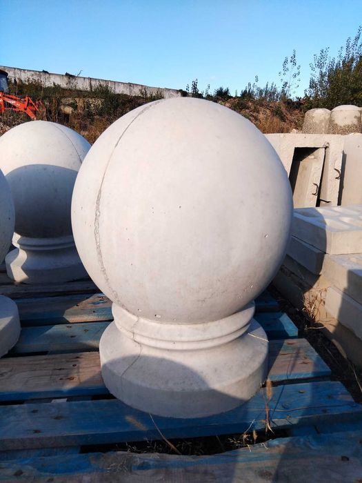 Bolard alb din beton rotund neted cu picior – 45 cm Piatra Neamt • OLX.ro