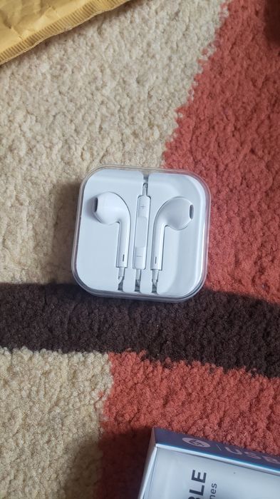 Casti apple cu mufa jack Cluj-Napoca • OLX.ro