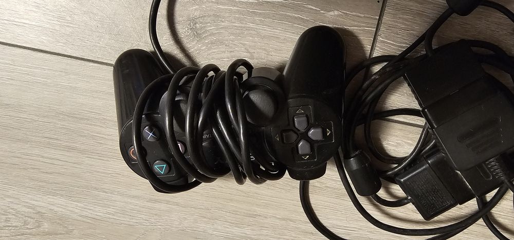 Джойстик контролер 2 броя ps2 гр. Шумен Боян Българанов 1 • OLX.bg