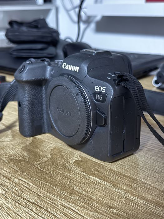 Body Canon EOS R6 - Full Frame - Cutie Completă - Stare Excelentă Iasi ...