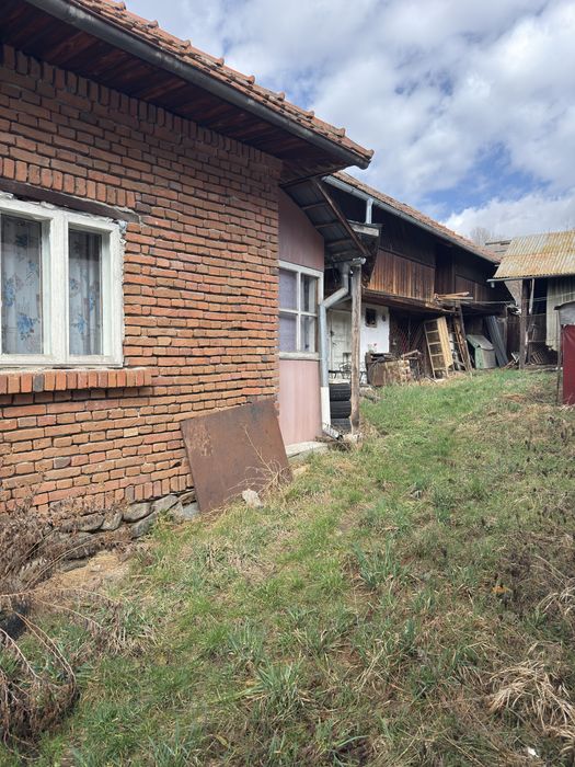 Casa de vanzare !!! Stanesti • OLX.ro