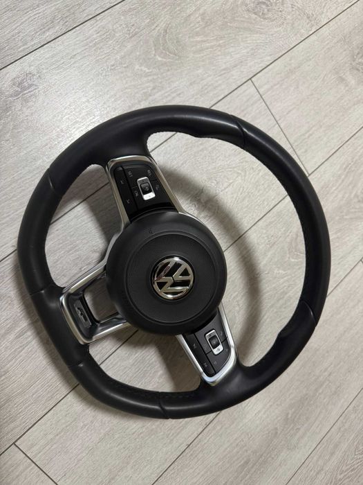 Volan R Line VW Golf 7 / Passat / Arteon/Tiguan/Touran/Polo Original ...