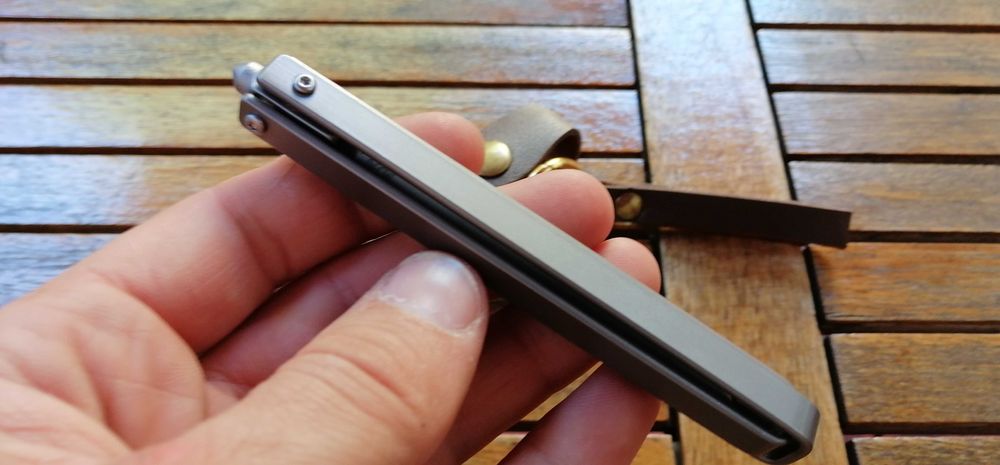 Cutit pliabil EDC lucrat manual M390 vanatoare teaca din piele unicat Constanta • OLX.ro