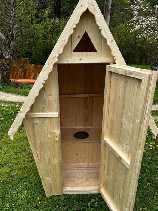 Wc Gradina Cele din imagini au următoar Brasov • OLX.ro