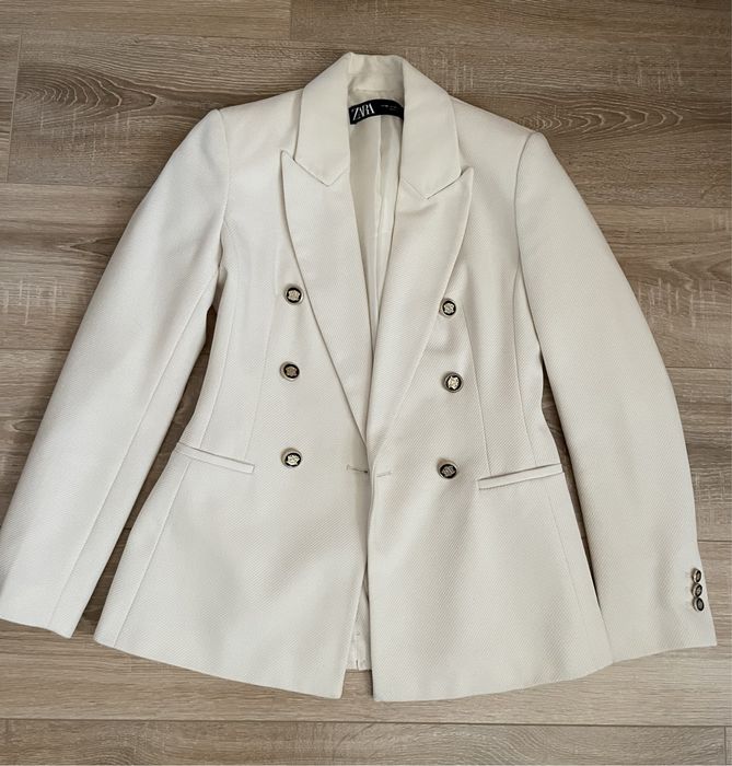 Сако на ZARA. гр. София м-т Гърдова глава • OLX.bg