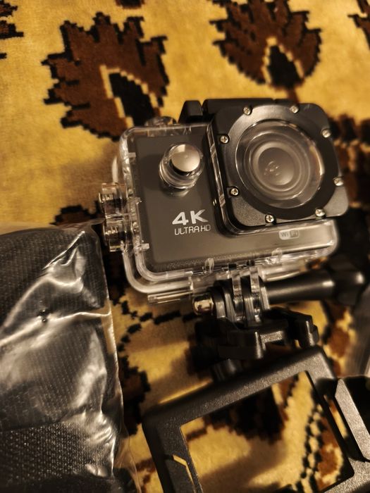 Camera de filmat cu accesorii Sighetu Marmatiei • OLX.ro