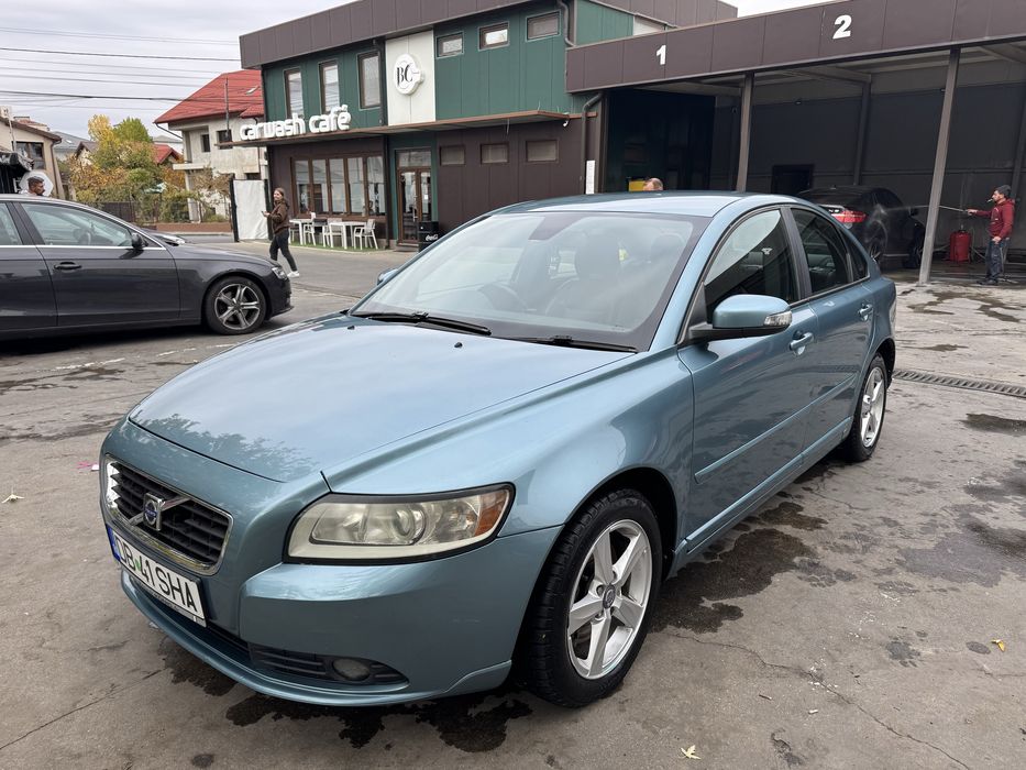 Volvo S 40 , anul 2008 ,2.0 Diesel Targoviste • OLX.ro