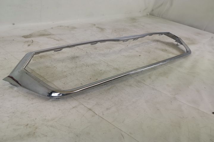 Crom Grila Centrala Original In Stare Buna Skoda Octavia 4 2019 2020 Bucuresti Sectorul 6 • OLX.ro