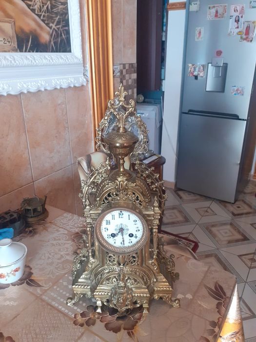 Colecție de ceasuri de șemineu pendule de perete și cu cuc Oradea • OLX.ro